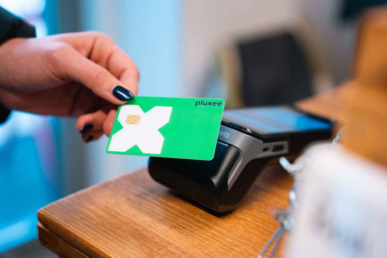 Soutěž o benefitní karty PLUXEE v hodnotě desítek tisíc. Vyhraj zážitky ...