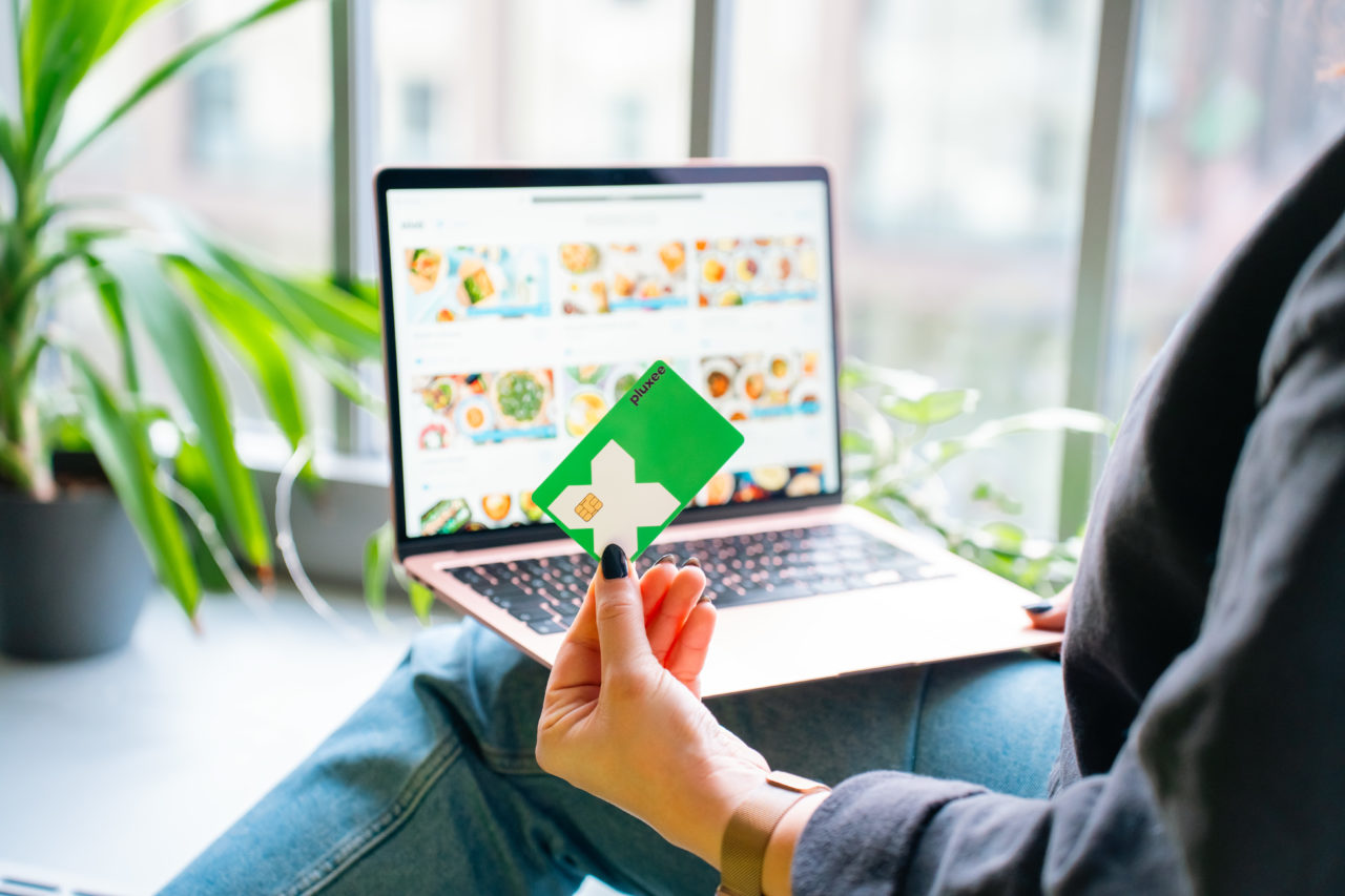 Soutěž o benefitní karty PLUXEE v hodnotě desítek tisíc. Vyhraj zážitky ...